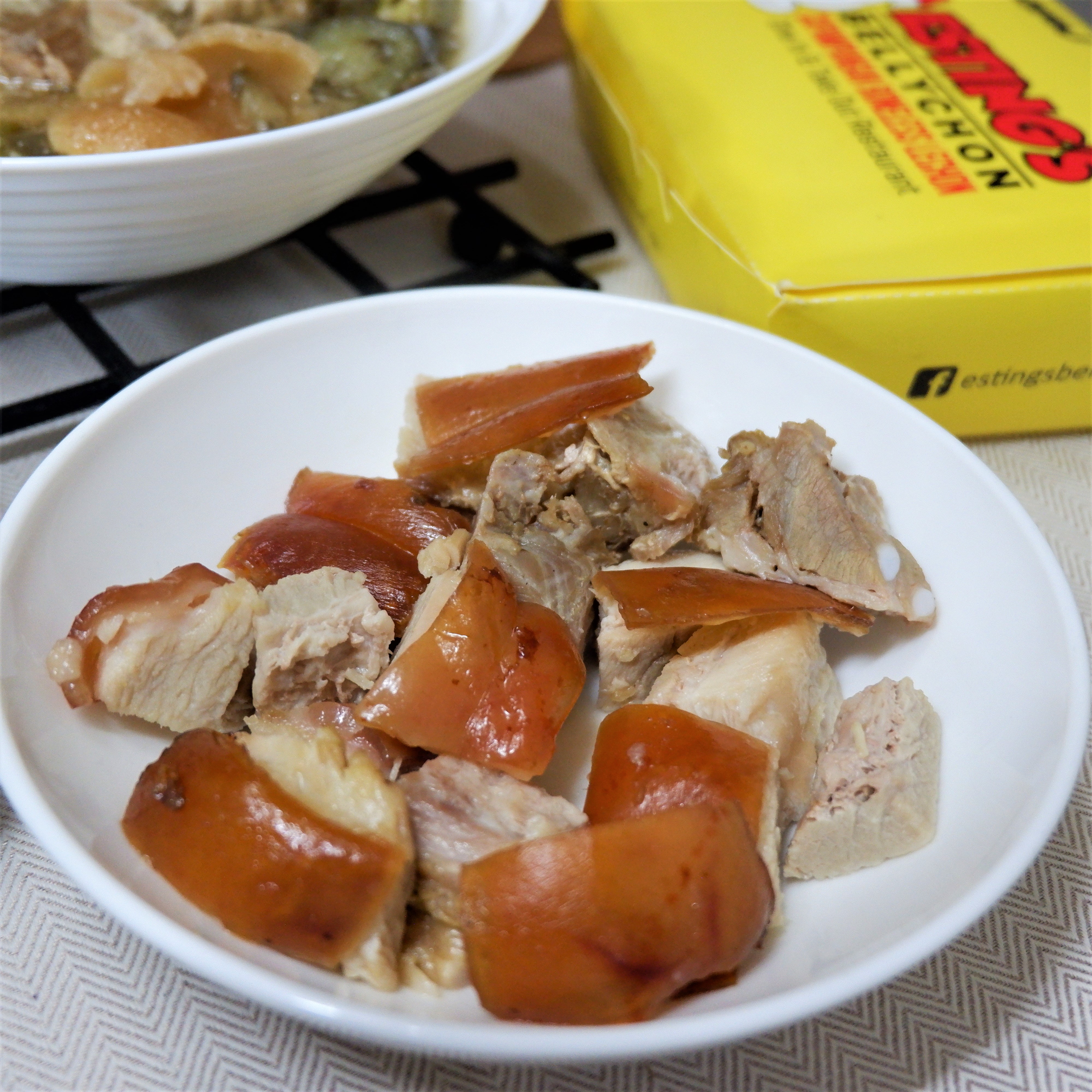 Esting’s Bellychon – the Capampangan Boneless Lechon – WanderWoMom