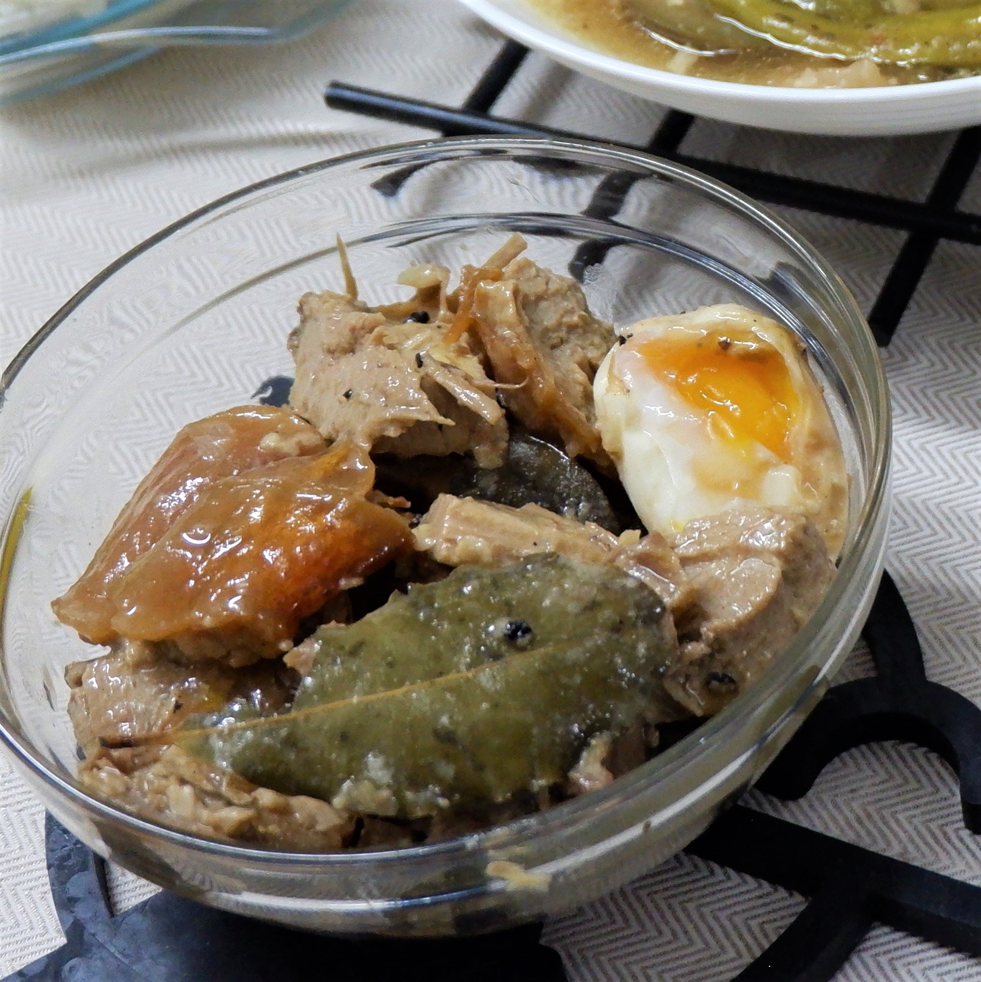 Esting’s Bellychon – the Capampangan Boneless Lechon – WanderWoMom